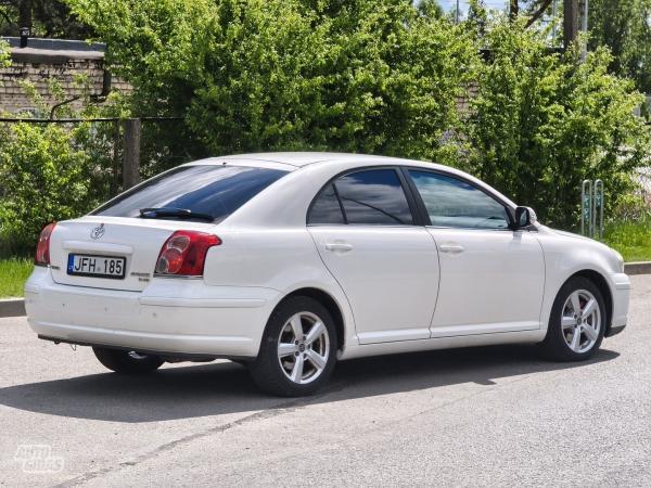 Toyota Avensis 2008 Viļņa, ar dzinēja tilpumu 2.20 L un nobraukumu 275 tūkst. km par 1800 €, foto 3 vietnē AUTOMOTO.COM.LV