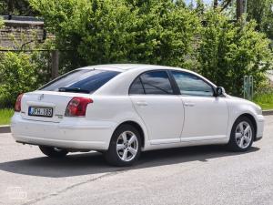 Toyota Avensis 2008 in Vilnius, with an engine capacity of 2.20 L and mileage of 275 thousand km for 1800 €, photo 4 on AUTOMOTO.COM.LV