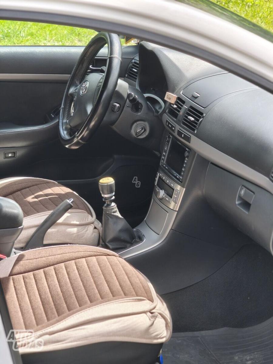 Toyota Avensis 2008 in Vilnius, with an engine capacity of 2.20 L and mileage of 275 thousand km for 1800 €, photo 8 on AUTOMOTO.COM.LV