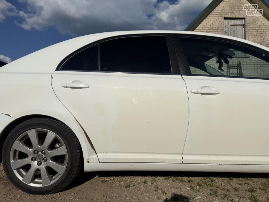 Toyota Avensis 2008 Biržai, ar dzinēja tilpumu 2.00 L un nobraukumu 423 tūkst. km par 1550 €, foto 5 vietnē AUTOMOTO.COM.LV