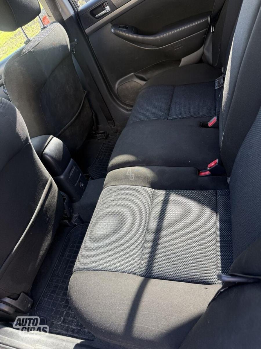 Toyota Avensis 2008 Biržai, ar dzinēja tilpumu 2.00 L un nobraukumu 423 tūkst. km par 1550 €, foto 12 vietnē AUTOMOTO.COM.LV