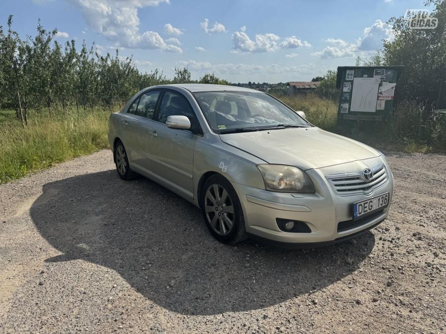 Toyota Avensis 2008 in Vilnius, with an engine capacity of 2.00 L and mileage of 291 thousand km for 1550 €, photo 3 on AUTOMOTO.COM.LV