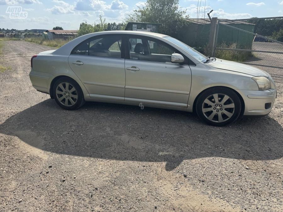 Toyota Avensis 2008 in Vilnius, with an engine capacity of 2.00 L and mileage of 291 thousand km for 1550 €, photo 5 on AUTOMOTO.COM.LV