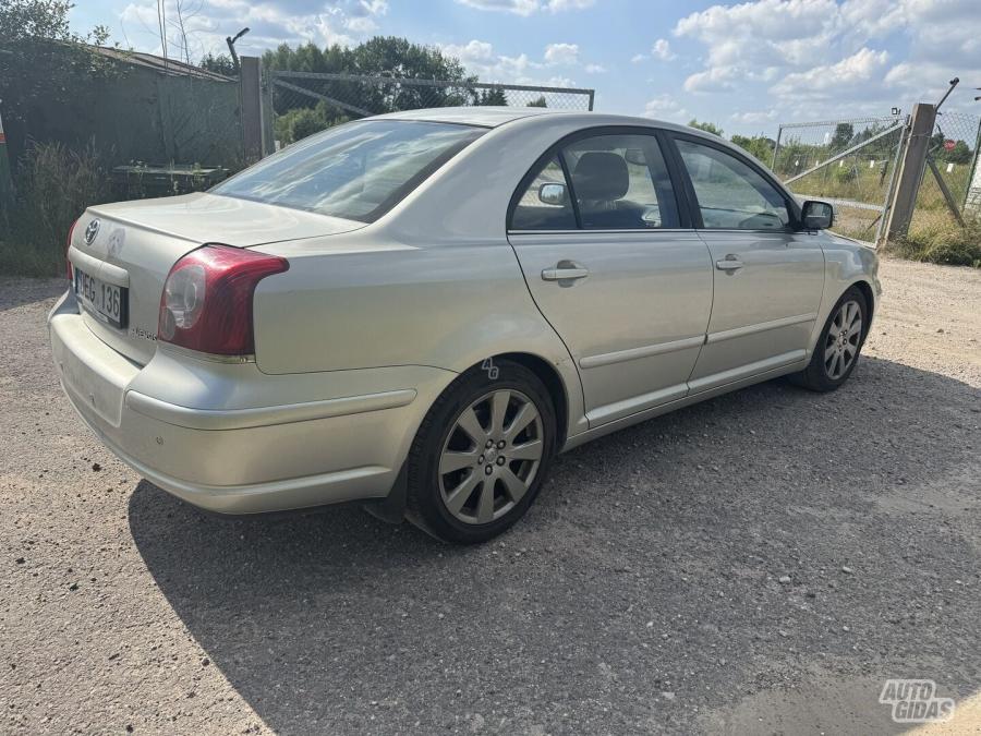 Toyota Avensis 2008 in Vilnius, with an engine capacity of 2.00 L and mileage of 291 thousand km for 1550 €, photo 6 on AUTOMOTO.COM.LV
