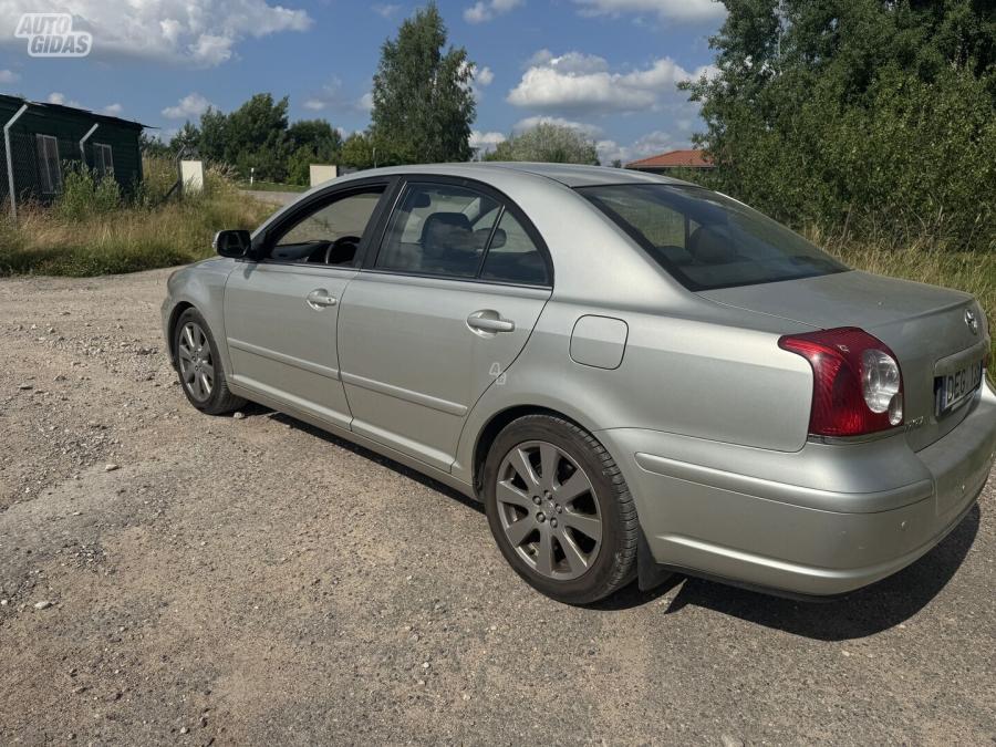 Toyota Avensis 2008 in Vilnius, with an engine capacity of 2.00 L and mileage of 291 thousand km for 1550 €, photo 7 on AUTOMOTO.COM.LV