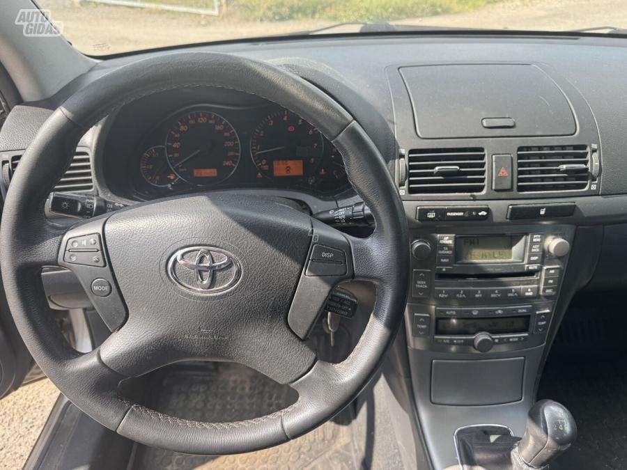 Toyota Avensis 2008 in Vilnius, with an engine capacity of 2.00 L and mileage of 291 thousand km for 1550 €, photo 10 on AUTOMOTO.COM.LV
