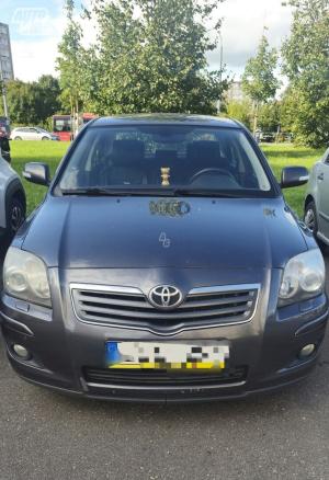 Toyota Avensis 2008 Viļņa, ar dzinēja tilpumu 2.00 L un nobraukumu 275 tūkst. km par 1350 €, foto  vietnē AUTOMOTO.COM.LV