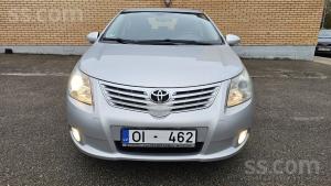 Toyota Avensis 2009 in Limbazi, with an engine capacity of 2.20 L and mileage of 168 thousand km for 5500 €, photo 2 on AUTOMOTO.COM.LV
