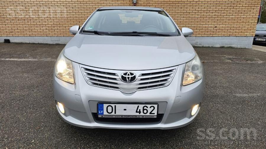 Toyota Avensis 2009 in Limbazi, with an engine capacity of 2.20 L and mileage of 168 thousand km for 5500 €, photo 2 on AUTOMOTO.COM.LV