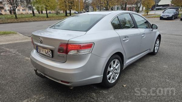 Toyota Avensis 2009 in Limbazi, with an engine capacity of 2.20 L and mileage of 168 thousand km for 5500 €, photo 5 on AUTOMOTO.COM.LV