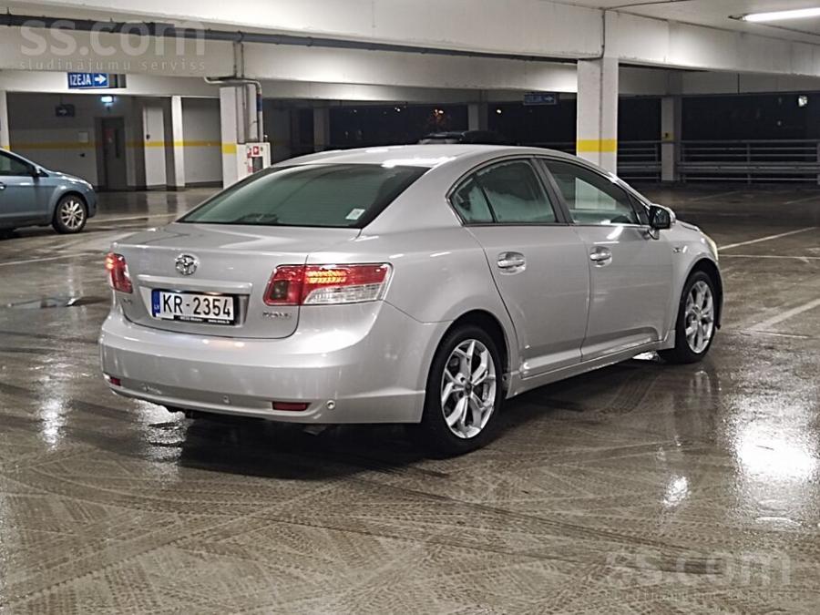 Toyota Avensis 2009 in Riga, with an engine capacity of 2.20 L and mileage of 0 thousand km for 4400 €, photo 6 on AUTOMOTO.COM.LV