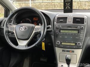 Toyota Avensis 2009 in Taurage, with an engine capacity of 2.20 L and mileage of 282 thousand km for 4500 €, photo 12 on AUTOMOTO.COM.LV