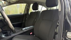 Toyota Avensis 2009 in Vilnius, with an engine capacity of 2.20 L and mileage of 347 thousand km for 2450 €, photo 10 on AUTOMOTO.COM.LV