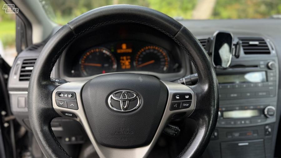 Toyota Avensis 2009 in Vilnius, with an engine capacity of 2.20 L and mileage of 347 thousand km for 2450 €, photo 13 on AUTOMOTO.COM.LV