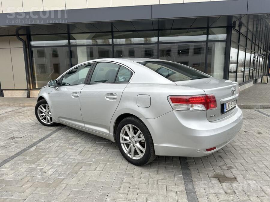 Toyota Avensis 2010 Rīga, ar dzinēja tilpumu 2.20 L un nobraukumu 246 tūkst. km par 4250 €, foto 2 vietnē AUTOMOTO.COM.LV