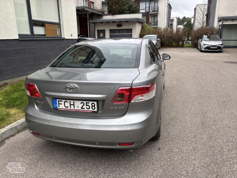 Toyota Avensis 2010 in Taurage, with an engine capacity of 1.80 L and mileage of 127 thousand km for 3800 €, photo 2 on AUTOMOTO.COM.LV