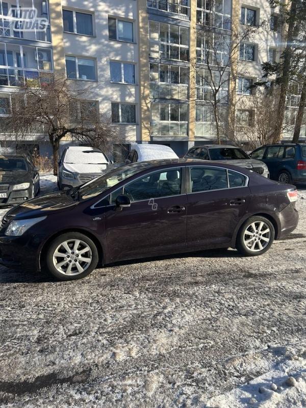 Toyota Avensis 2010 in Vilnius, with an engine capacity of 2.20 L and mileage of 273 thousand km for 2750 €, photo 2 on AUTOMOTO.COM.LV
