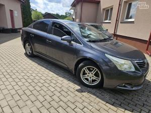 Toyota Avensis 2010 in Vilnius, with an engine capacity of 1.80 L and mileage of 252 thousand km for 3500 €, photo 3 on AUTOMOTO.COM.LV