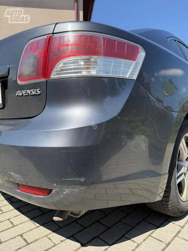 Toyota Avensis 2010 Viļņa, ar dzinēja tilpumu 1.80 L un nobraukumu 252 tūkst. km par 3500 €, foto 10 vietnē AUTOMOTO.COM.LV