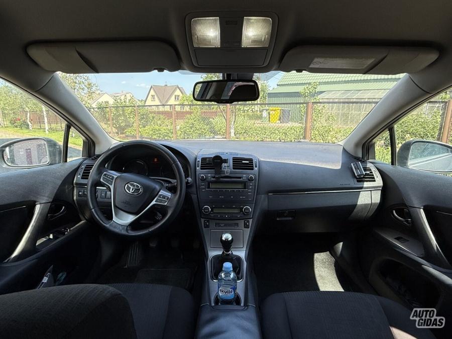 Toyota Avensis 2010 Viļņa, ar dzinēja tilpumu 1.80 L un nobraukumu 252 tūkst. km par 3700 €, foto 14 vietnē AUTOMOTO.COM.LV