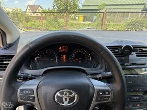 Toyota Avensis 2010 Viļņa, ar dzinēja tilpumu 1.80 L un nobraukumu 252 tūkst. km par 3700 €, foto 16 vietnē AUTOMOTO.COM.LV