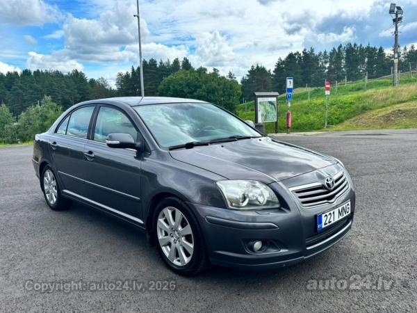Toyota Avensis 2010 in Narva, with an engine capacity of 2.00 L and mileage of 250 thousand km for 2499 €, photo 2 on AUTOMOTO.COM.LV