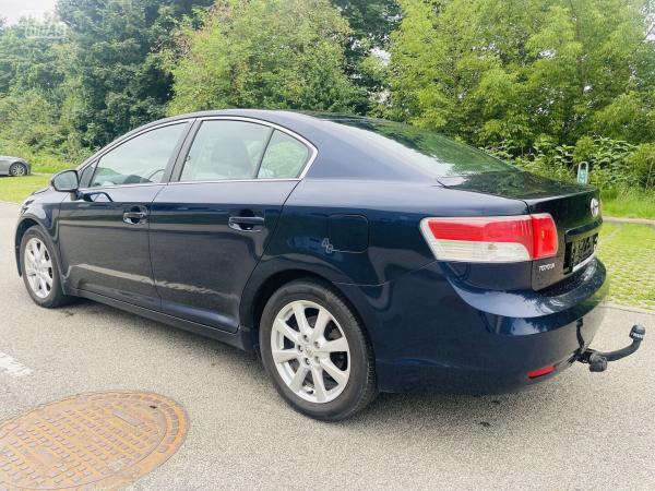 Тойота Авенсис 2010 в Вильнюс, объемом двигателя 2.00 л и пробегом 240 тыс. км за 2900 €, фото 4 на AUTOMOTO.COM.LV