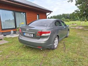 Toyota Avensis 2010 in Saue, with an engine capacity of 2.00 L and mileage of 319 thousand km for 1950 €, photo 3 on AUTOMOTO.COM.LV