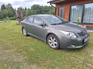 Toyota Avensis 2010 in Saue, with an engine capacity of 2.00 L and mileage of 319 thousand km for 1950 €, photo 5 on AUTOMOTO.COM.LV