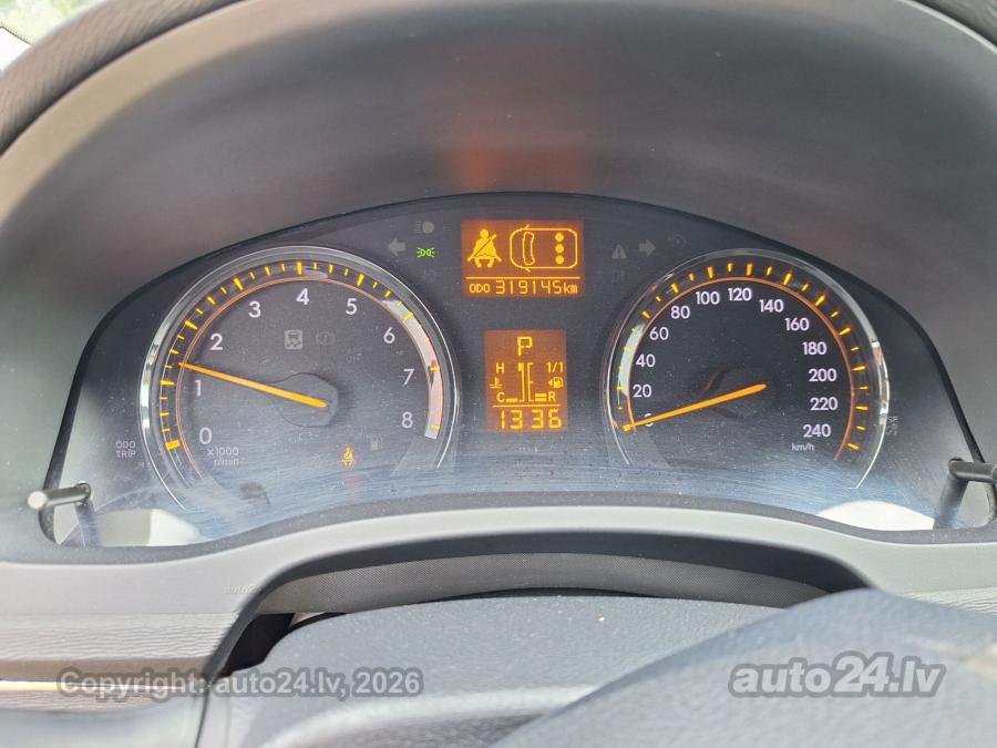 Toyota Avensis 2010 in Saue, with an engine capacity of 2.00 L and mileage of 319 thousand km for 1950 €, photo 6 on AUTOMOTO.COM.LV