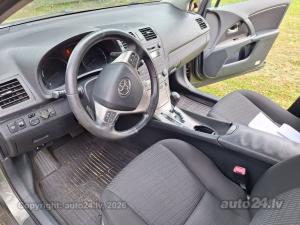 Toyota Avensis 2010 in Saue, with an engine capacity of 2.00 L and mileage of 319 thousand km for 1950 €, photo 11 on AUTOMOTO.COM.LV