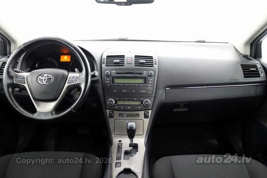 Toyota Avensis 2010 in Tallinn, with an engine capacity of 2.00 L and mileage of 319 thousand km for 2999 €, photo 6 on AUTOMOTO.COM.LV