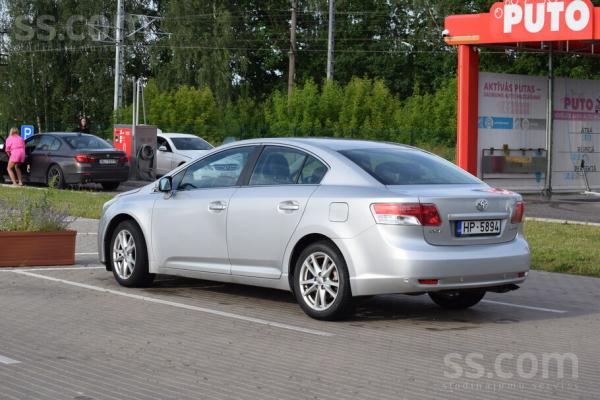 Toyota Avensis 2011 Rīga, ar dzinēja tilpumu 2.00 L un nobraukumu 165 tūkst. km par 5750 €, foto 2 vietnē AUTOMOTO.COM.LV
