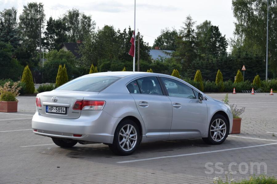 Toyota Avensis 2011 in Riga, with an engine capacity of 2.00 L and mileage of 165 thousand km for 5750 €, photo 3 on AUTOMOTO.COM.LV