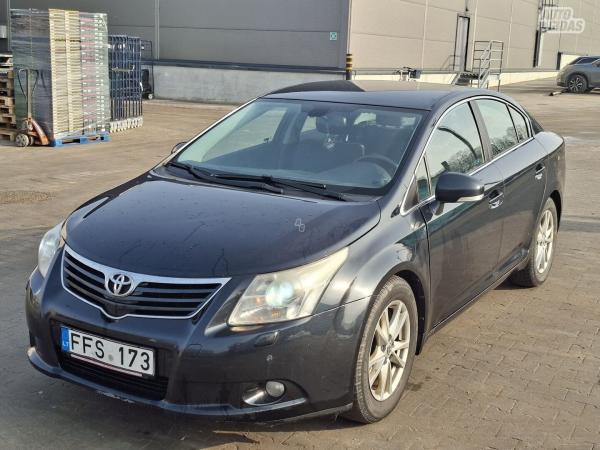 Toyota Avensis 2011 in Silute, with an engine capacity of 2.00 L and mileage of 250 thousand km for 3000 €, photo 1 on AUTOMOTO.COM.LV