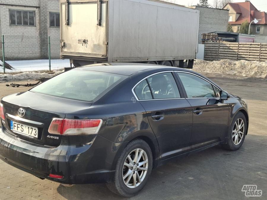 Toyota Avensis 2011 Šilutė, ar dzinēja tilpumu 2.00 L un nobraukumu 250 tūkst. km par 3000 €, foto 2 vietnē AUTOMOTO.COM.LV