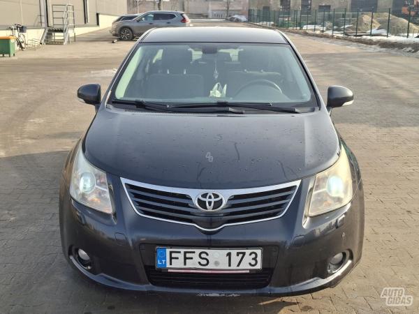 Toyota Avensis 2011 in Silute, with an engine capacity of 2.00 L and mileage of 250 thousand km for 3000 €, photo 3 on AUTOMOTO.COM.LV