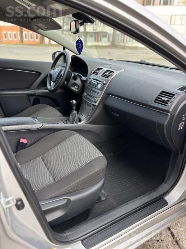 Toyota Avensis 2011 Rīga, ar dzinēja tilpumu 2.20 L un nobraukumu 285 tūkst. km par 3590 €, foto 6 vietnē AUTOMOTO.COM.LV