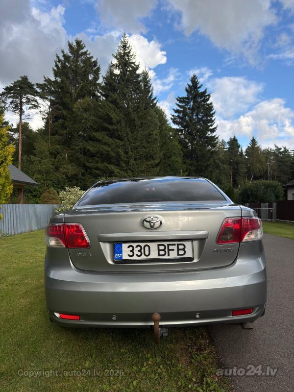 Toyota Avensis 2011 in Tallinn, with an engine capacity of 2.00 L and mileage of 203 thousand km for 4000 €, photo 3 on AUTOMOTO.COM.LV