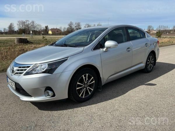 Toyota Avensis 2013 in Riga, with an engine capacity of 2.00 L and mileage of 118 thousand km for 5800 €, photo 3 on AUTOMOTO.COM.LV