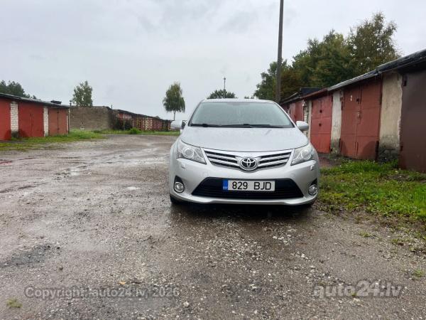 Тойота Авенсис 2013 в Таллин, объемом двигателя 1.80 л и пробегом 230 тыс. км за 5999 €, фото 4 на AUTOMOTO.COM.LV