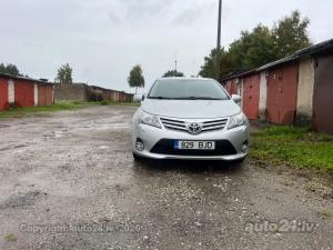 Тойота Авенсис 2013 в Таллин, объемом двигателя 1.80 л и пробегом 230 тыс. км за 5999 €, фото 4 на AUTOMOTO.COM.LV