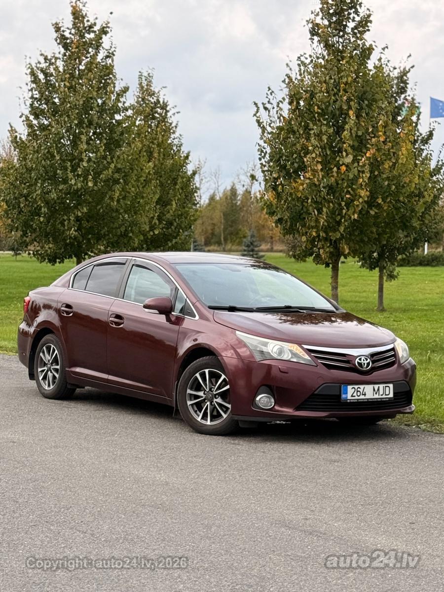 Toyota Avensis 2013 Tallina, ar dzinēja tilpumu 2.00 L un nobraukumu 156 tūkst. km par 7900 €, foto 1 vietnē AUTOMOTO.COM.LV