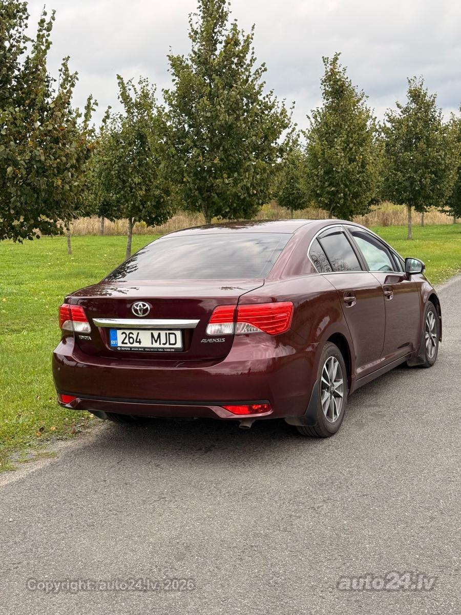 Toyota Avensis 2013 Tallina, ar dzinēja tilpumu 2.00 L un nobraukumu 156 tūkst. km par 7900 €, foto 5 vietnē AUTOMOTO.COM.LV