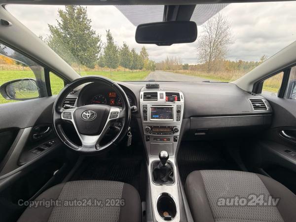 Toyota Avensis 2013 in Tallinn, with an engine capacity of 2.00 L and mileage of 156 thousand km for 7900 €, photo 7 on AUTOMOTO.COM.LV