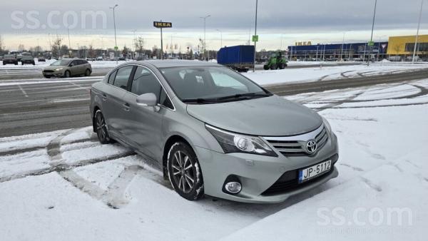 Toyota Avensis 2014 in Riga, with an engine capacity of 2.00 L and mileage of 416 thousand km for 4230 €, photo 1 on AUTOMOTO.COM.LV