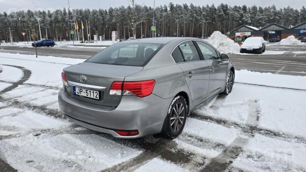 Toyota Avensis 2014 in Riga, with an engine capacity of 2.00 L and mileage of 416 thousand km for 4230 €, photo 6 on AUTOMOTO.COM.LV