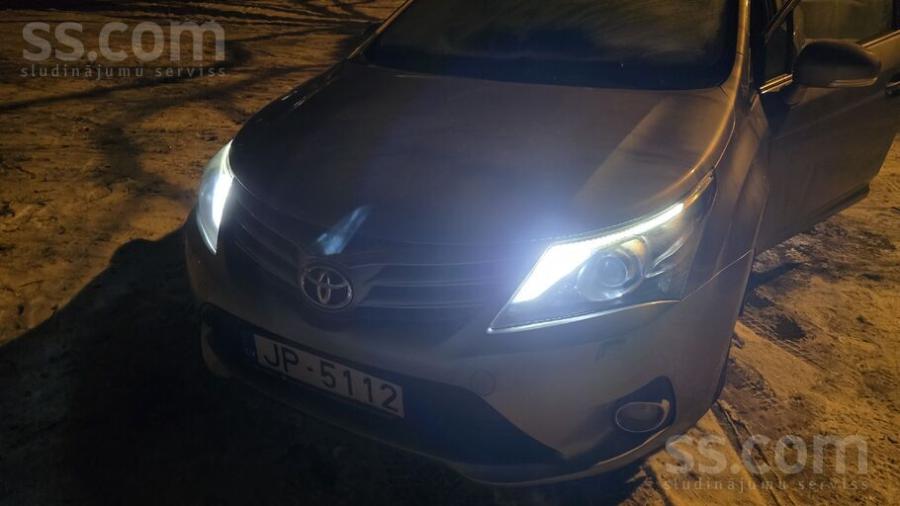 Toyota Avensis 2014 in Riga, with an engine capacity of 2.00 L and mileage of 416 thousand km for 4230 €, photo 10 on AUTOMOTO.COM.LV