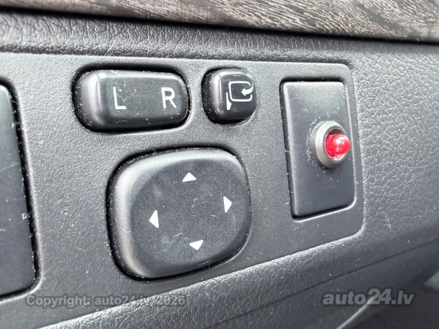 Toyota Avensis 2015 Tallina, ar dzinēja tilpumu 2.00 L un nobraukumu 140 tūkst. km par 13300 €, foto 16 vietnē AUTOMOTO.COM.LV