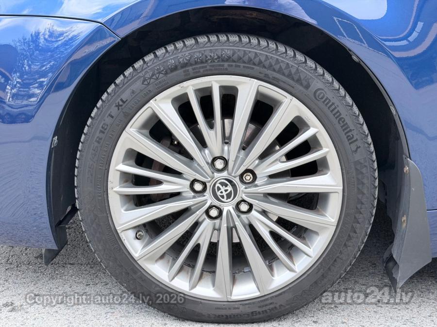 Toyota Avensis 2015 Tallina, ar dzinēja tilpumu 2.00 L un nobraukumu 140 tūkst. km par 13300 €, foto 17 vietnē AUTOMOTO.COM.LV
